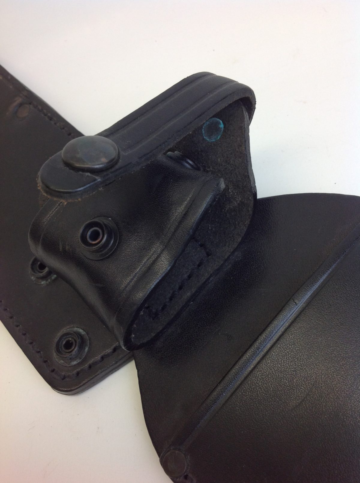 Black Leather Police Handcuff Pouch - On The Square Emporium
