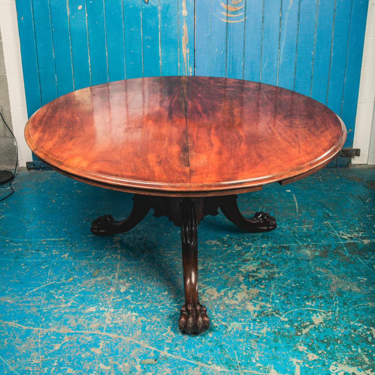 Irish Georgian Tilt-top Table - On The Square Emporium