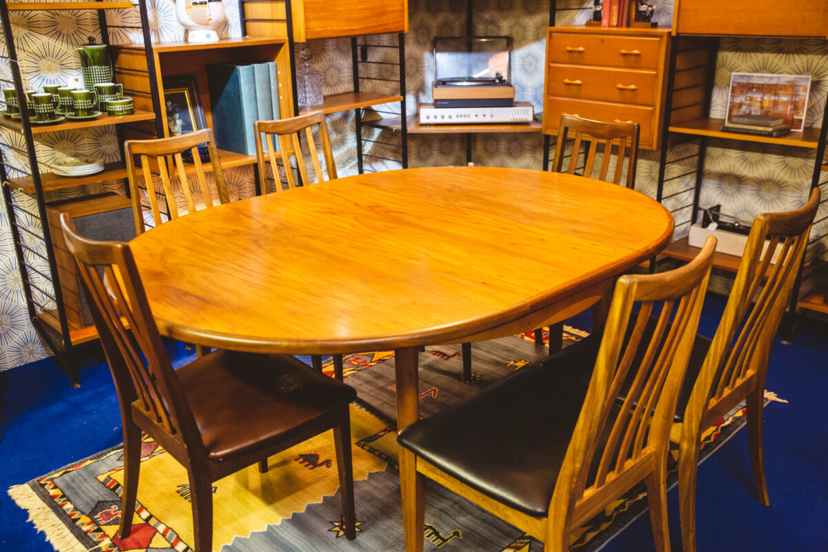 GPlan Fresco Extendable Dining Table - On The Square Emporium
