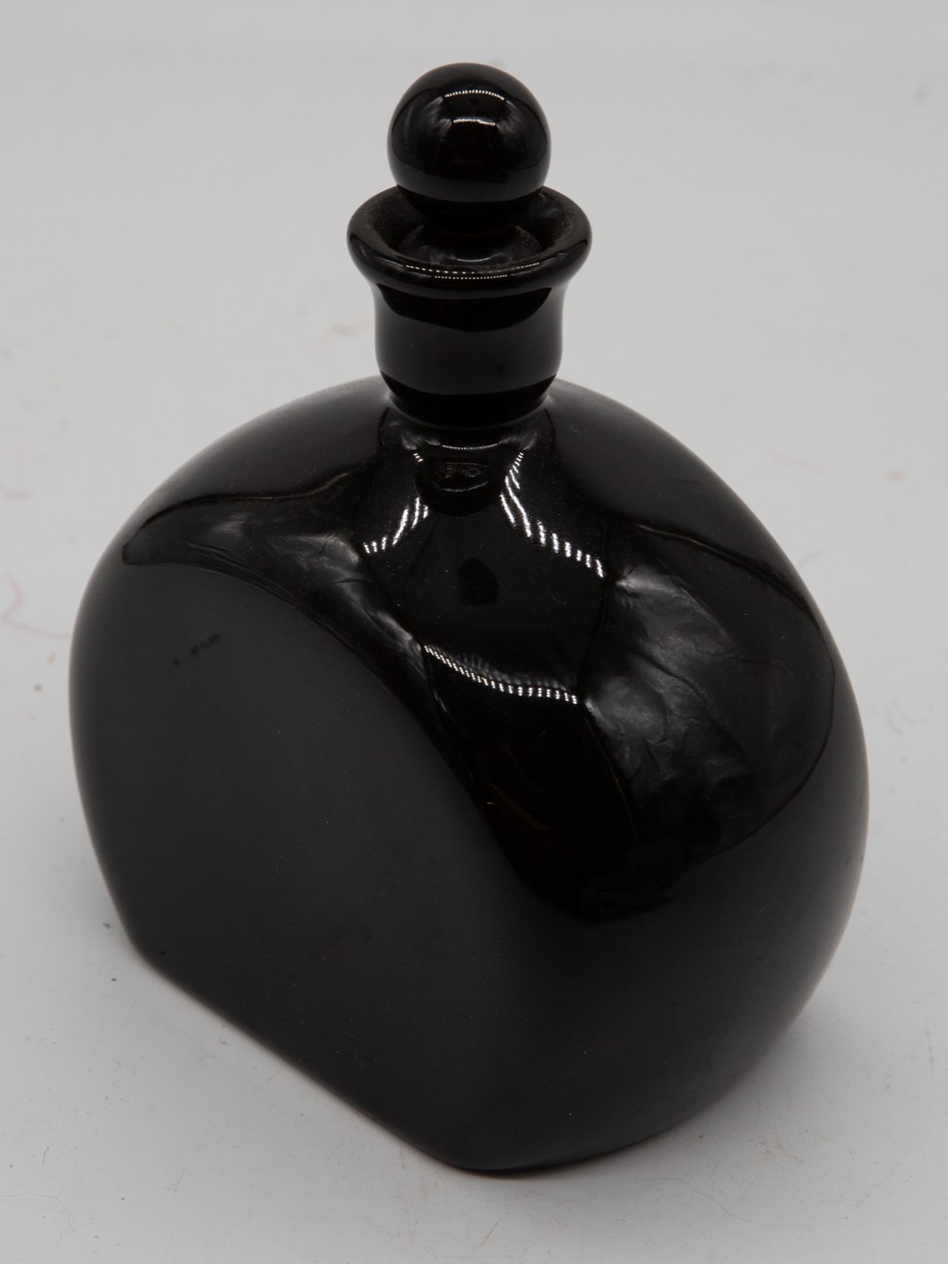 Scots Grey Whisky Ceramic Decanter [w085] - On The Square Emporium