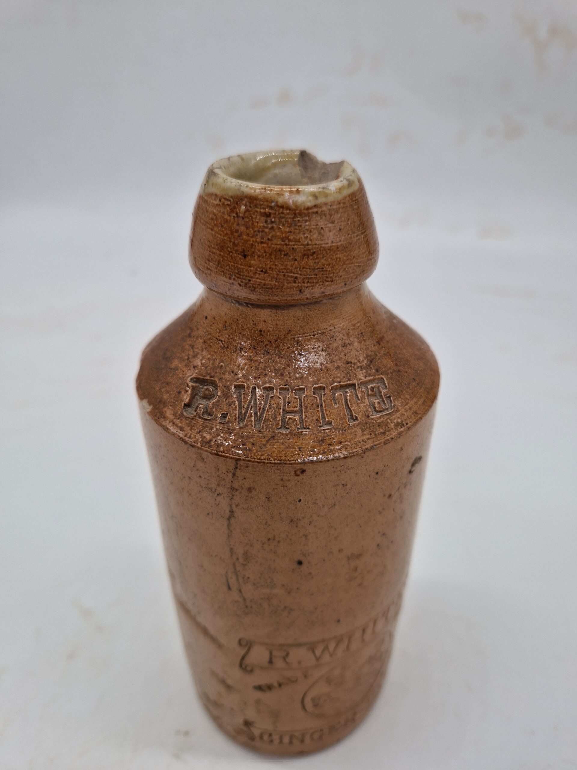 R. White Ginger Beer Bottle [sw072] - On The Square Emporium