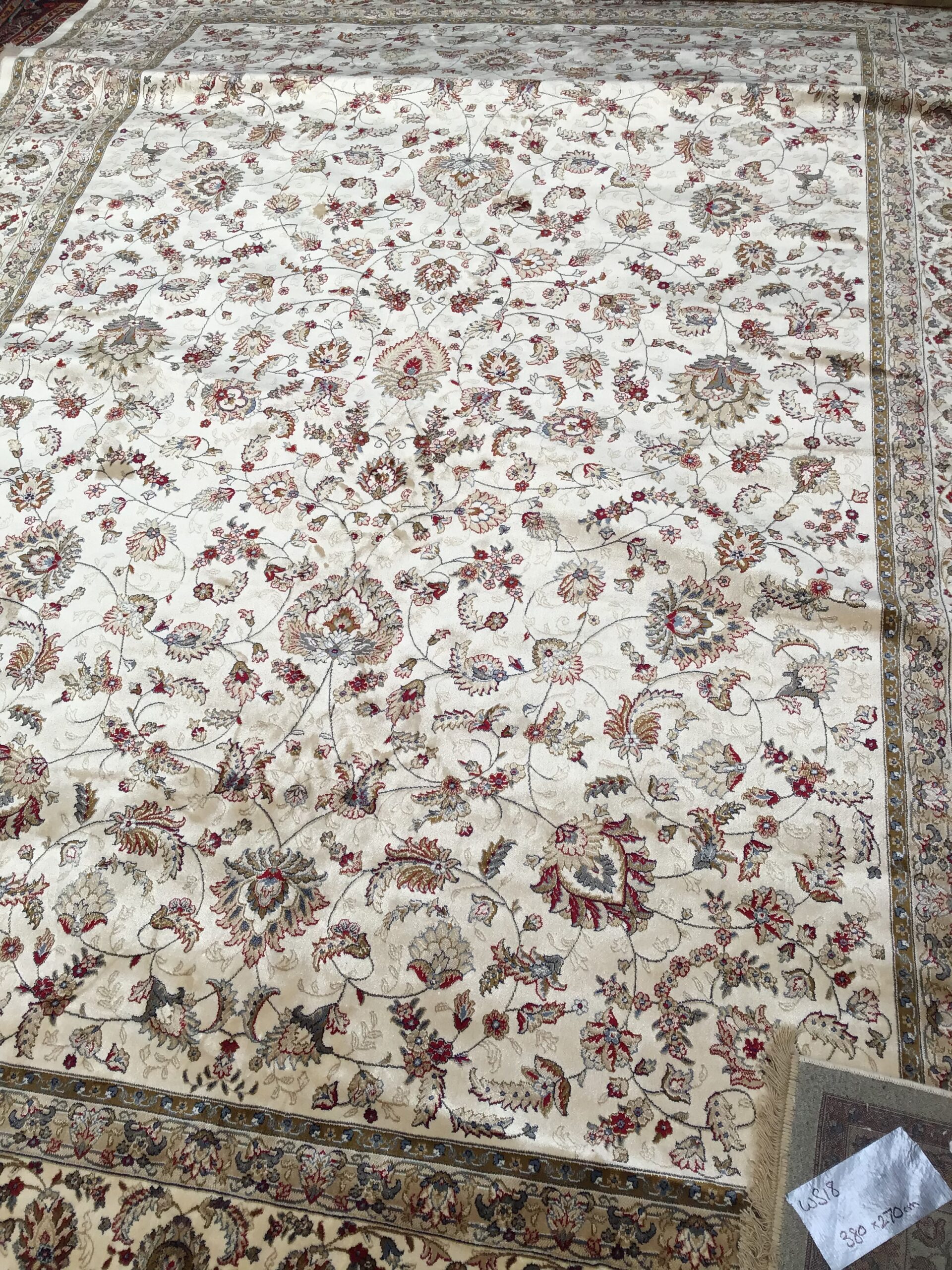 Large Ivory-ground Kashmir Rug [WS18] - On The Square Emporium