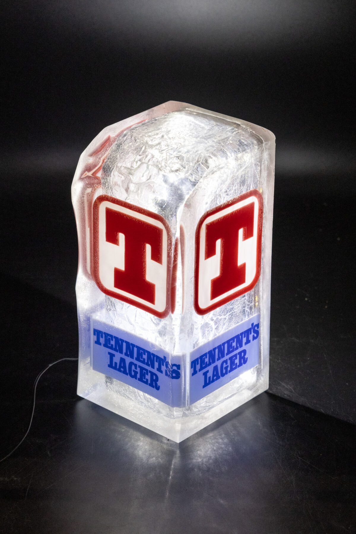 Tennent's Lager Lamp [w349] - On The Square Emporium