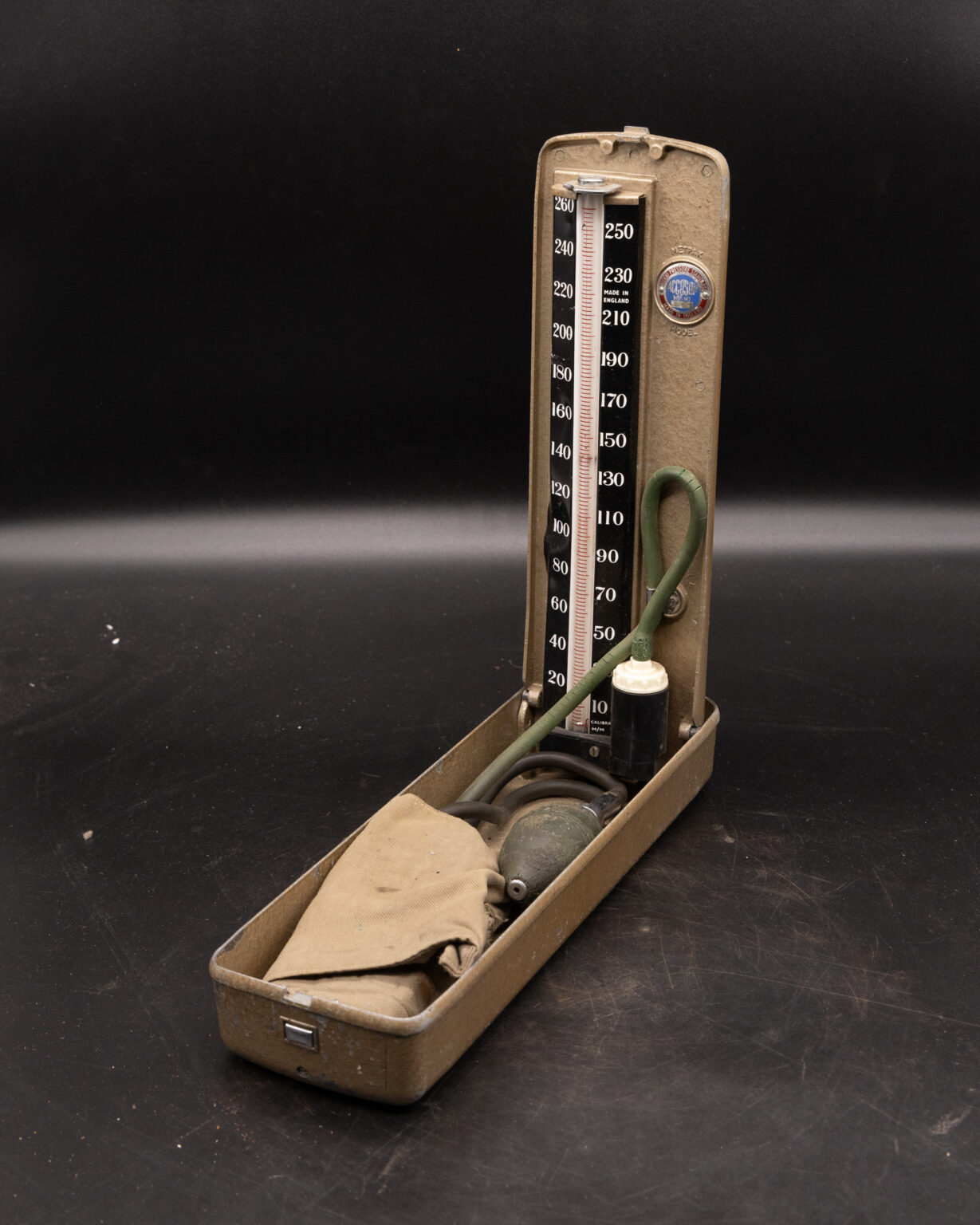 Vintage Blood Pressure Machine - On The Square Emporium