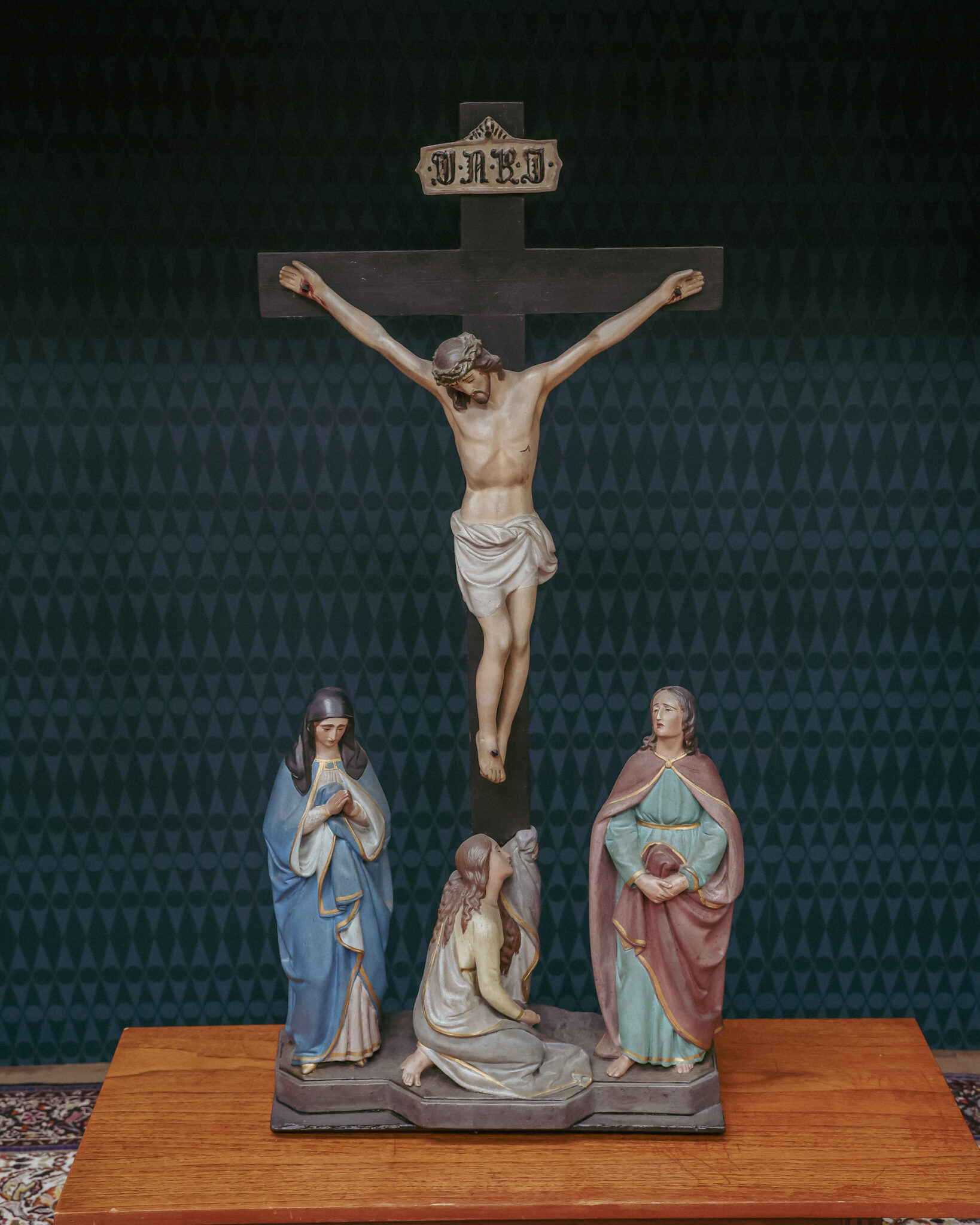 Large Victorian Crucifixion Statue - On The Square Emporium