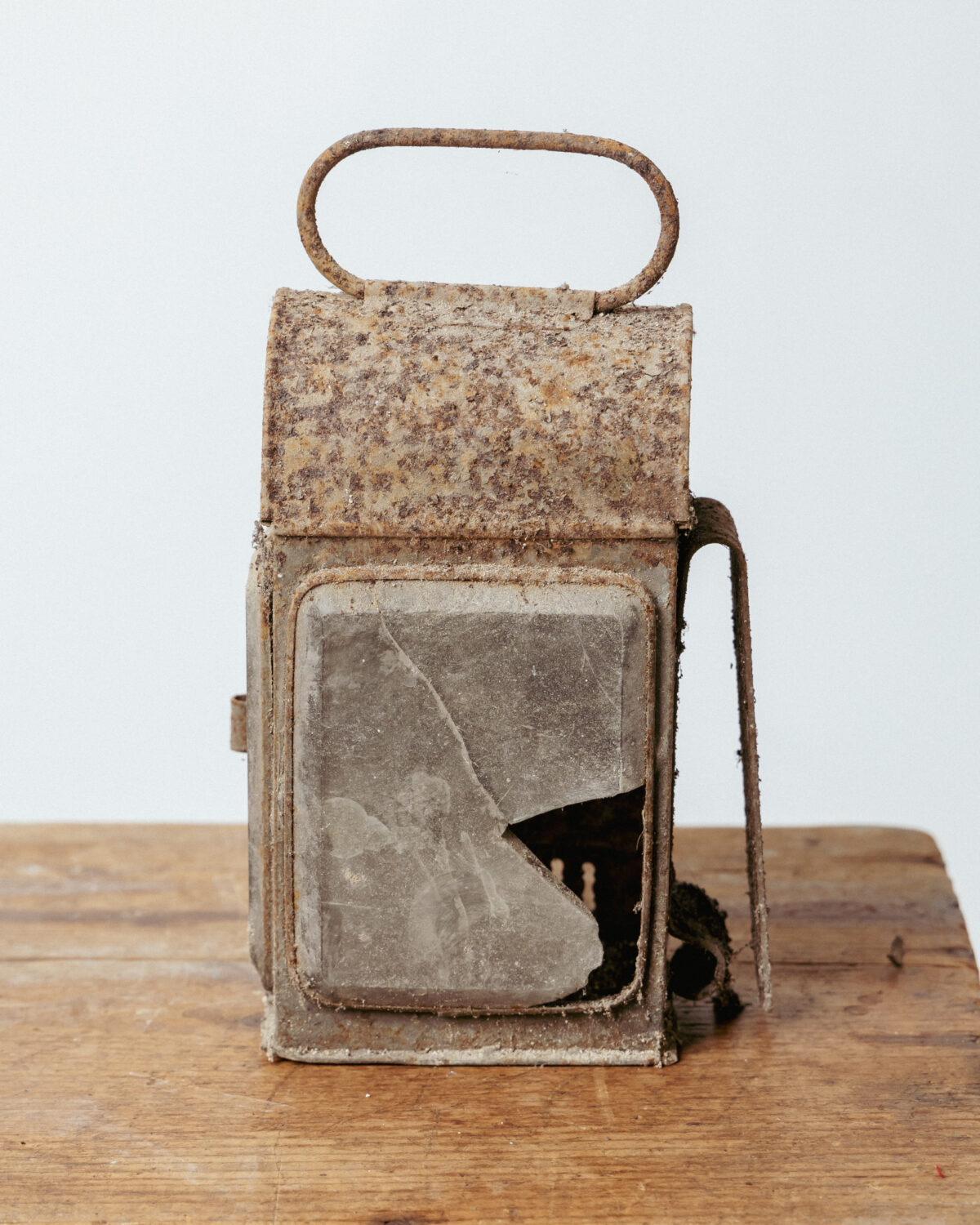 MT077 Vintage Railway Lantern - On The Square Emporium