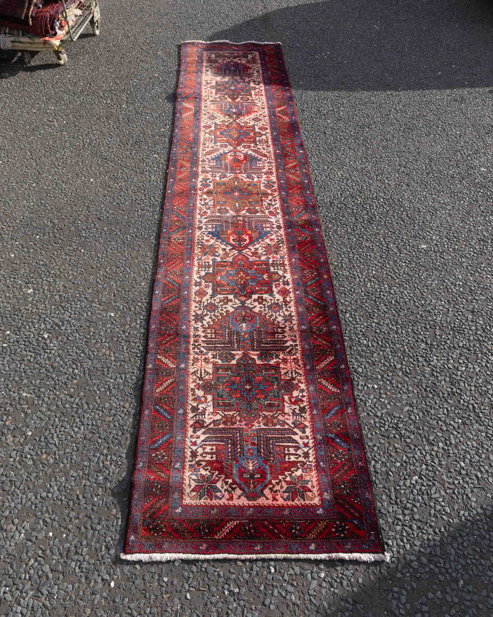 NOV51 Mishkin Runner Rug - Geometric Palmate Leaf Design & Tree of Life ...