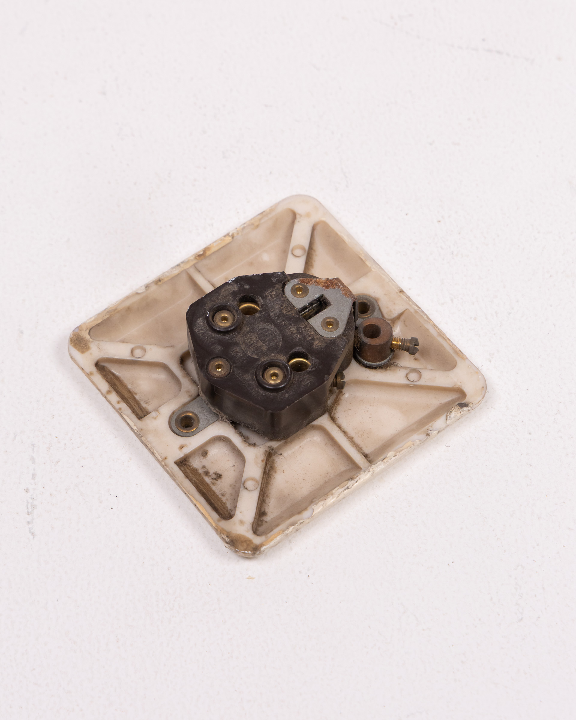 Vintage Cream Bakelite Diamond Electrical Socket with Cover - On The ...