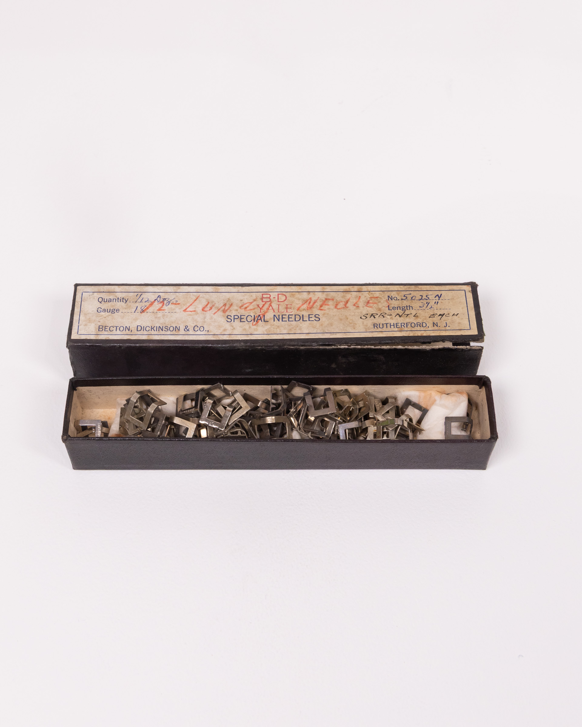 Vintage Becton Dickinson Needle Box with Luer-Lok Tips - On The Square ...